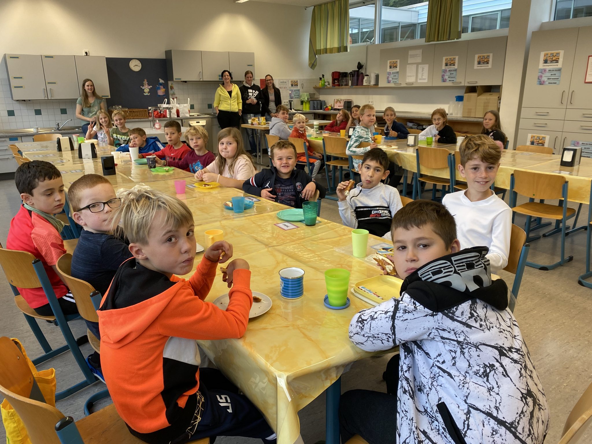 Klasse 4b – Lesenacht – Grundschule Lorch